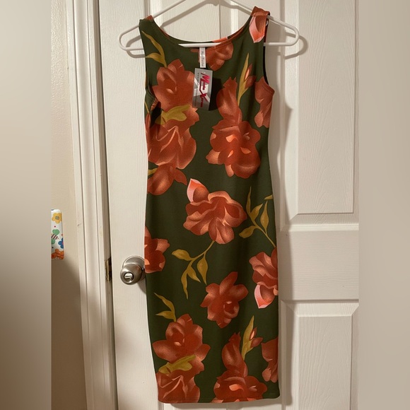 Moda Xpress Online | Dresses | New Flower Dress | Poshmark
